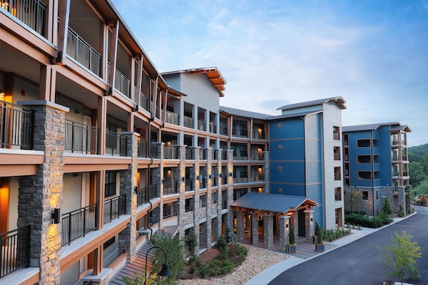 Hilton Vacation Club Mill Springs Lodge Pigeon Forge - Pigeon Forge, TN