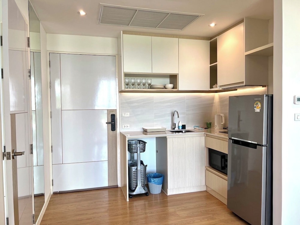 Beachfront Bliss at Naiyang by ALPHATEL Reviews, Deals & Photos 2025 - Vrbo