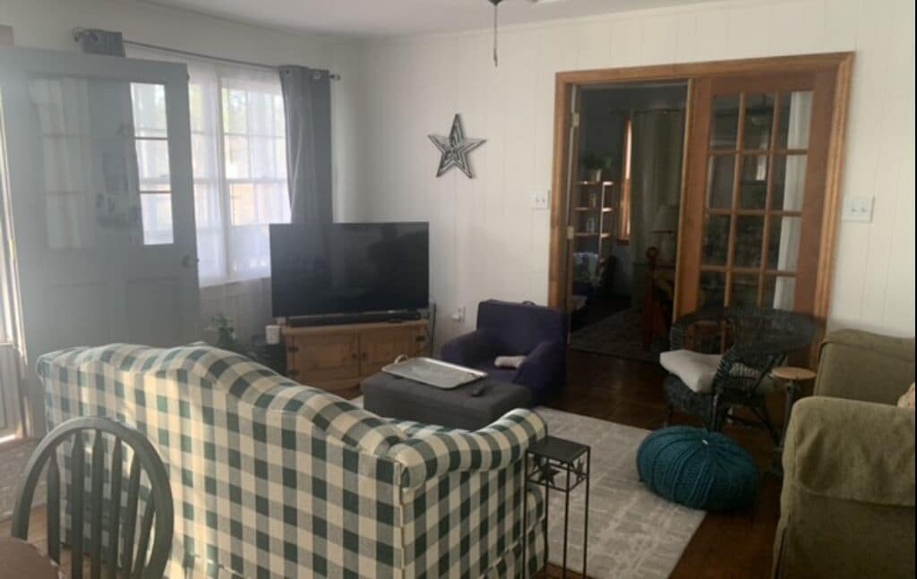 Cozy 3-bedroom Lake Front Property On Lake Sinclair With 2 Private Docks - Milledgeville, GA