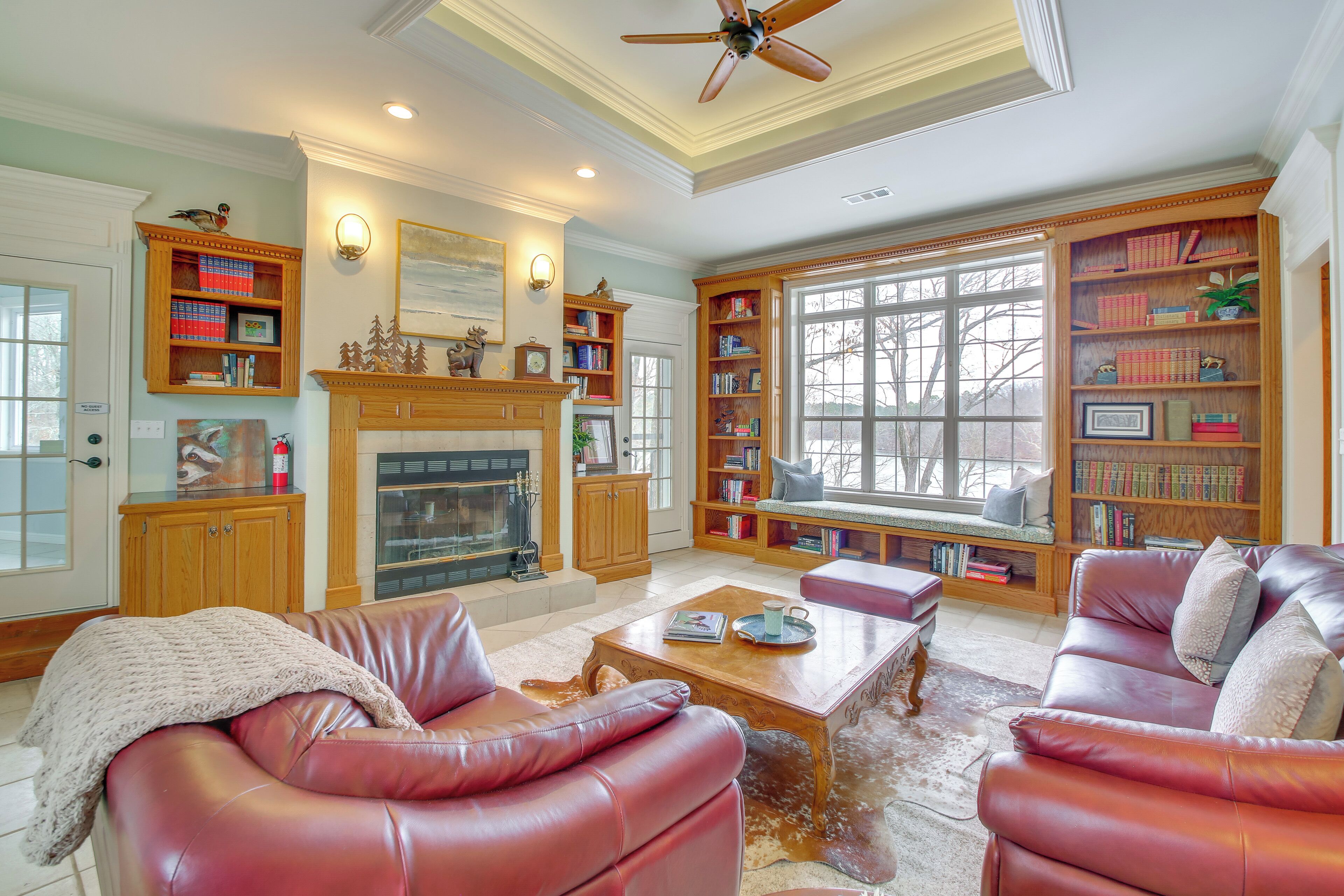 Screened-in Porch W/ Views: Hot Springs Getaway! - Malvern, AR