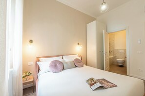 Apartamento (3 Bedrooms) | 3 quartos, ferros/tábuas de passar roupa, Wi-Fi de cortesia