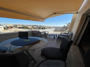 Apartamento, 1 quarto, para fumantes, terraço | Sacada