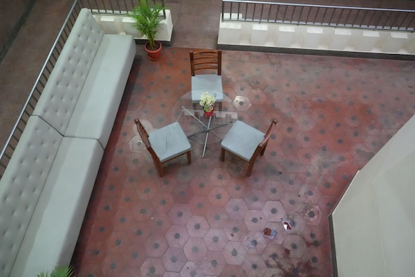 Sri Sai Residence - Tumakuru