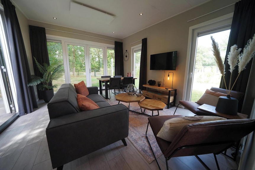 Just Nature Light 4 - Staphorst