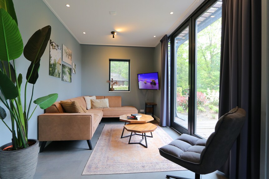 Modern 4-persoons Chalet Met 2 Slaapkamers En Sauna - Lochem