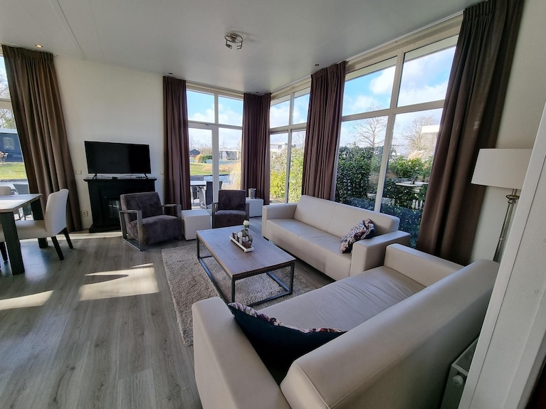 Pavilion 8 - Dilsen-Stokkem