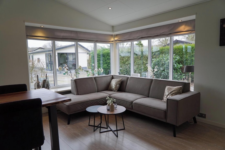 Deluxe 4 People - Lisse