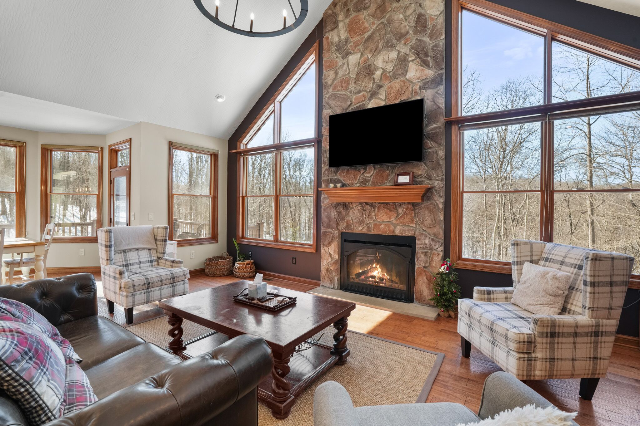 All Seasons Lodge | Hocking Hills - Hocking County, OH