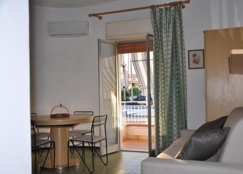 Charming 2-bedroom Apartment With Wifi, Ac In Superb Giardini Naxos - Taormina - Naxos