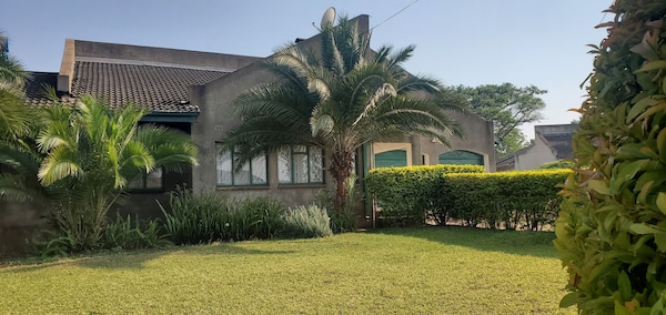 더 그린 가든 게스트 하우스 - 하라레