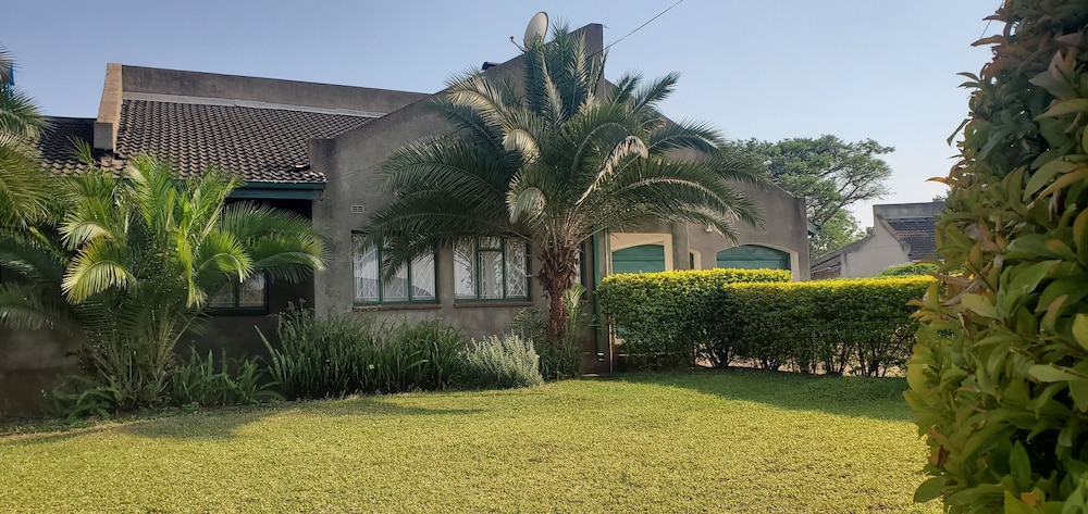 The Green Garden Guest House - 하라레