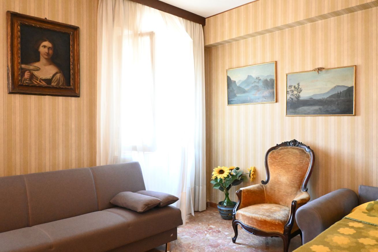 S344  Three-room Apartment In Sirolo, Five Minutes Walk From The Center - Numana