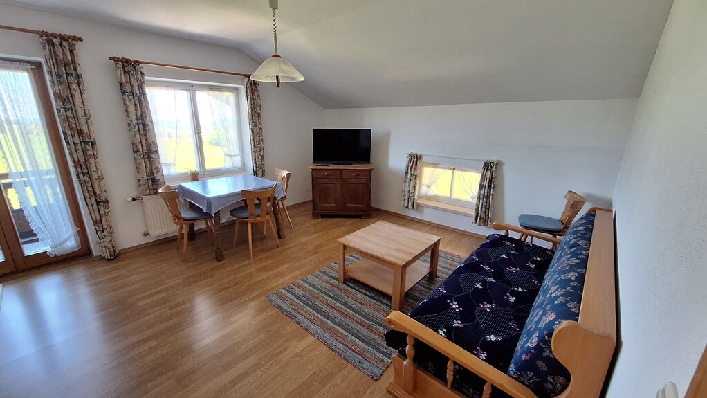 Ferienwohnung 1 Für 2-3 Personen, 45 Qm, Mit Balkon - Bernau am Chiemsee