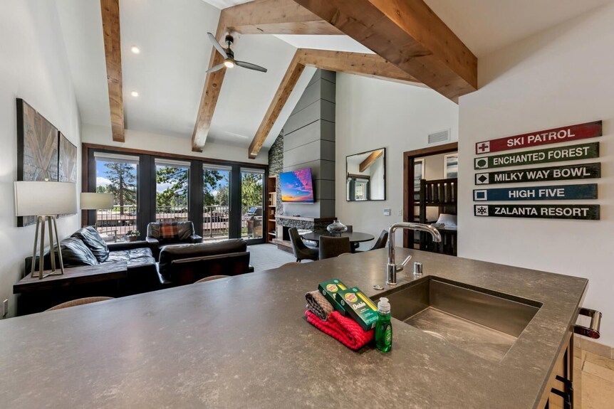 Luxury @Heavenly Village, With Pool+hot Tub+games - Stateline, NV