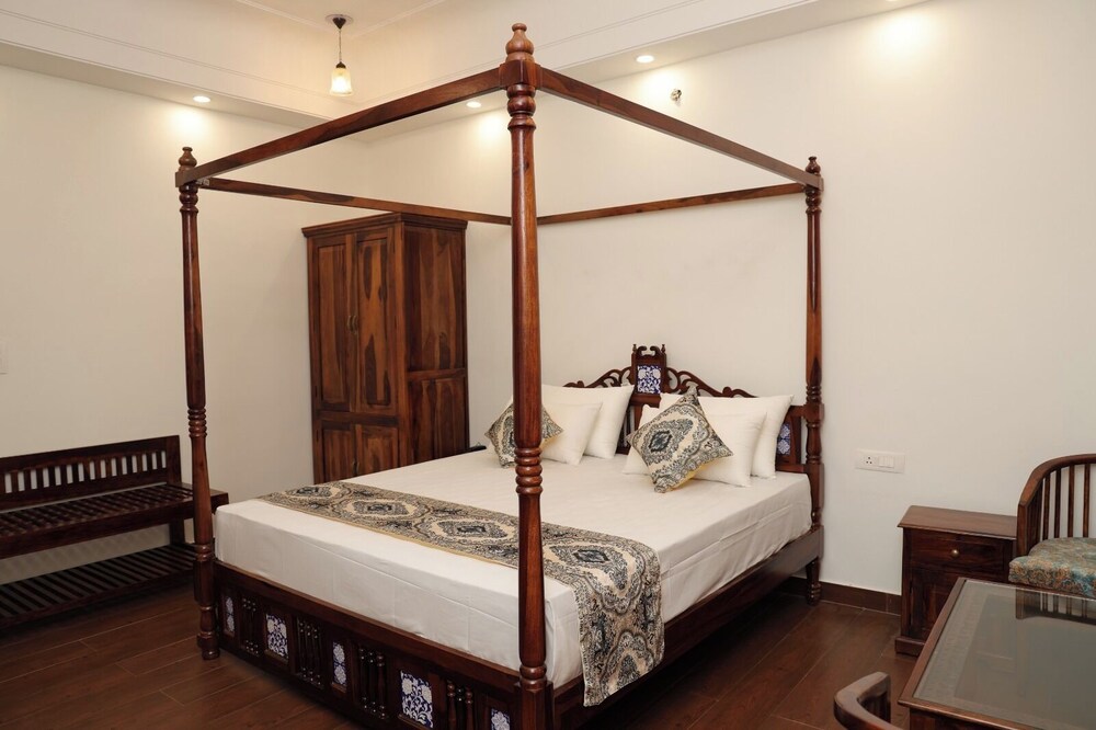 Haveli Dhandhupura - Agra