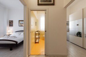 Apartamento clássico | 1 quarto, ferros/tábuas de passar roupa, Wi-Fi de cortesia