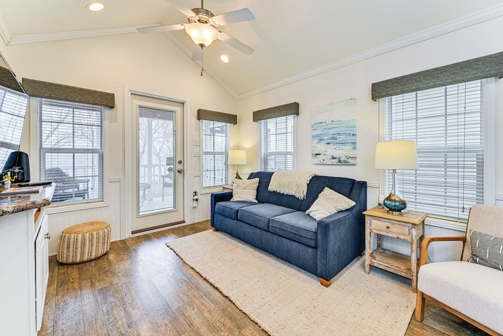 Pool Access + Views: Serene Cottage At Lake Norman - Denver, NC