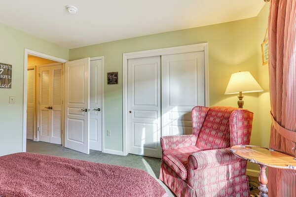 < 1 Mi To Mountain Creek Resort: Condo W/ Balcony - Vernon Township, NJ