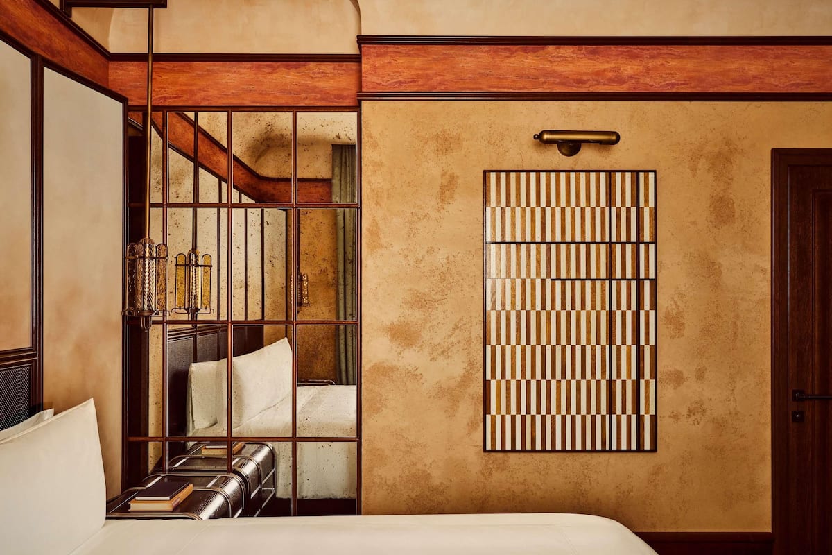 Suite Minerva Square View, 1 King Bed | Minibar, cofre no quarto, quartos insonorizados, ferro/tábua de engomar 