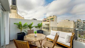 Apartamento, sacada | Terraço/pátio
