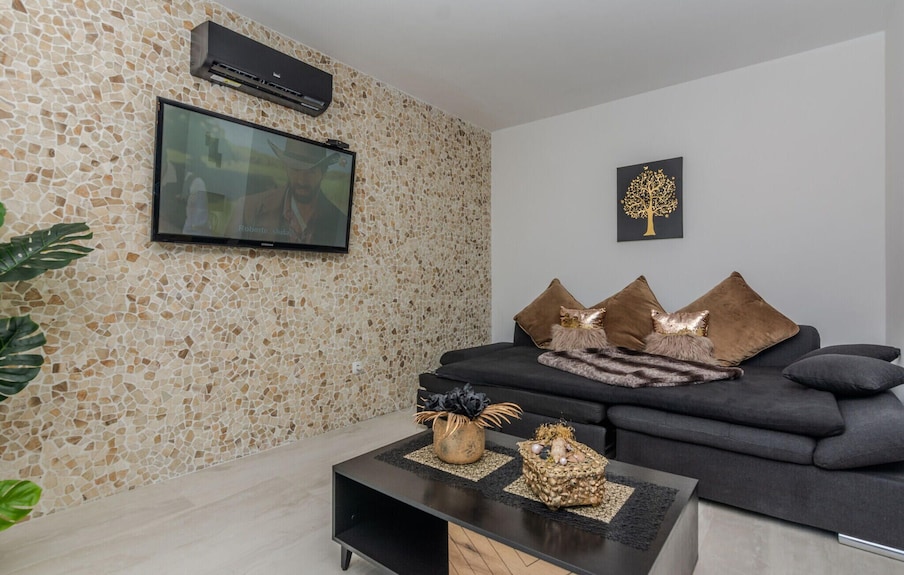 Increíble Casa En Vir Con Vistas Al Mar - Vir