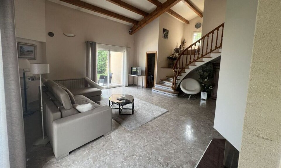 Maison De Vacances 'Avec Piscine' Avec Piscine Privée, Jardin Privé Et Wi-fi - Avignon