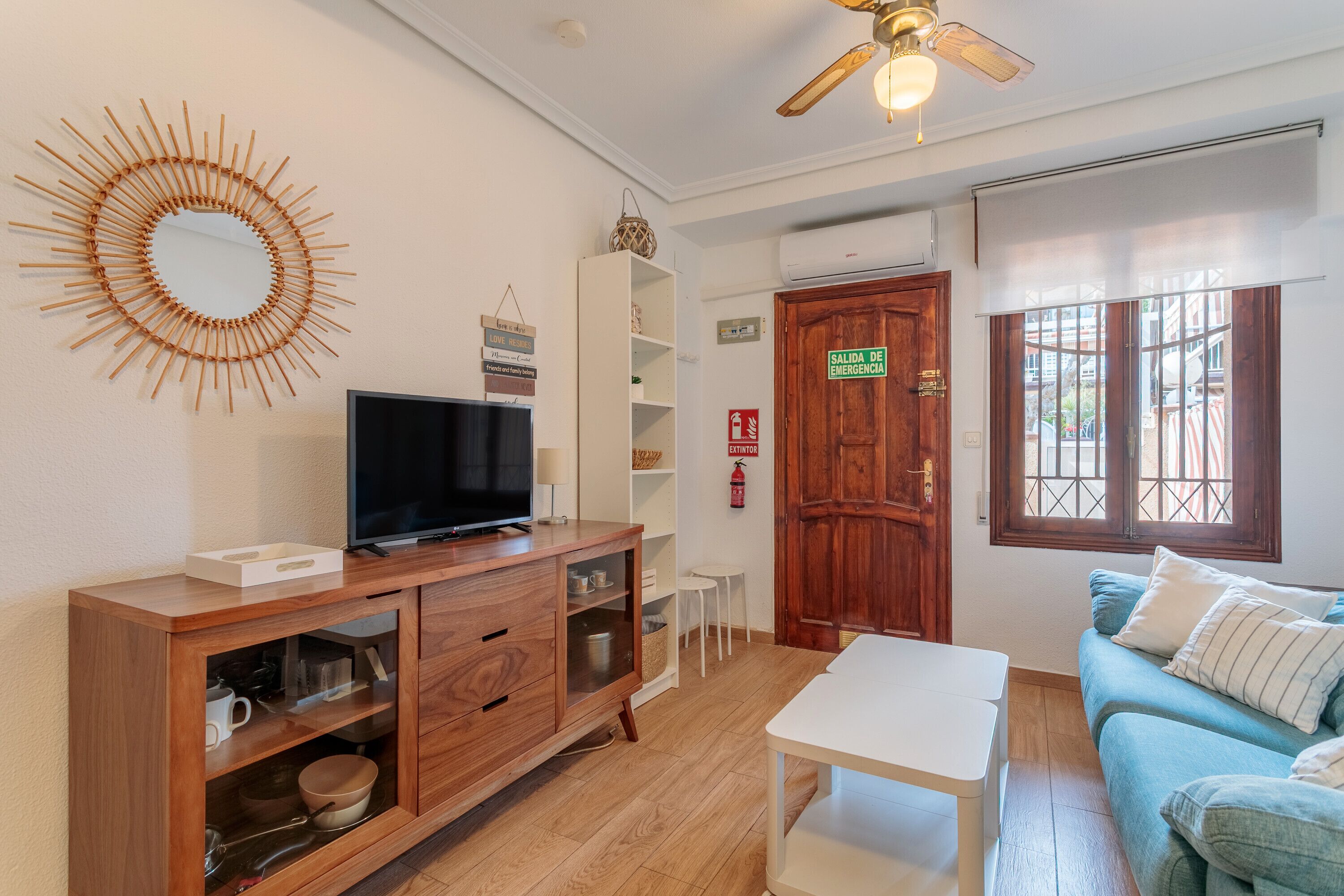 Bungalow 'Casa De Verónica' With Private Terrace, Wi-fi And Air Conditioning - Santa Pola