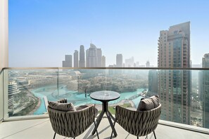 Apartamento Deluxe, várias camas | Vista para a cidade