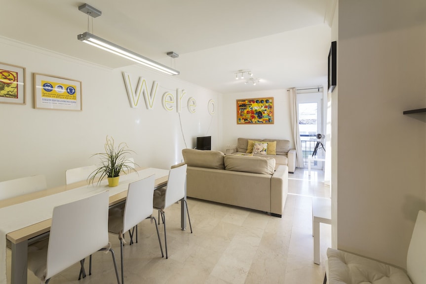 Coll Groc - Bonito Chalet Con Piscina Compartida En Grau I Platja - Gandía