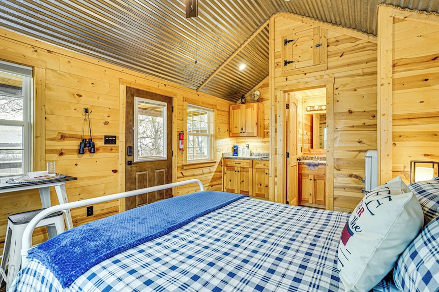 Rural Retreat W/ Water View! 9 Mi To Dtwn Granbury - Granbury, TX