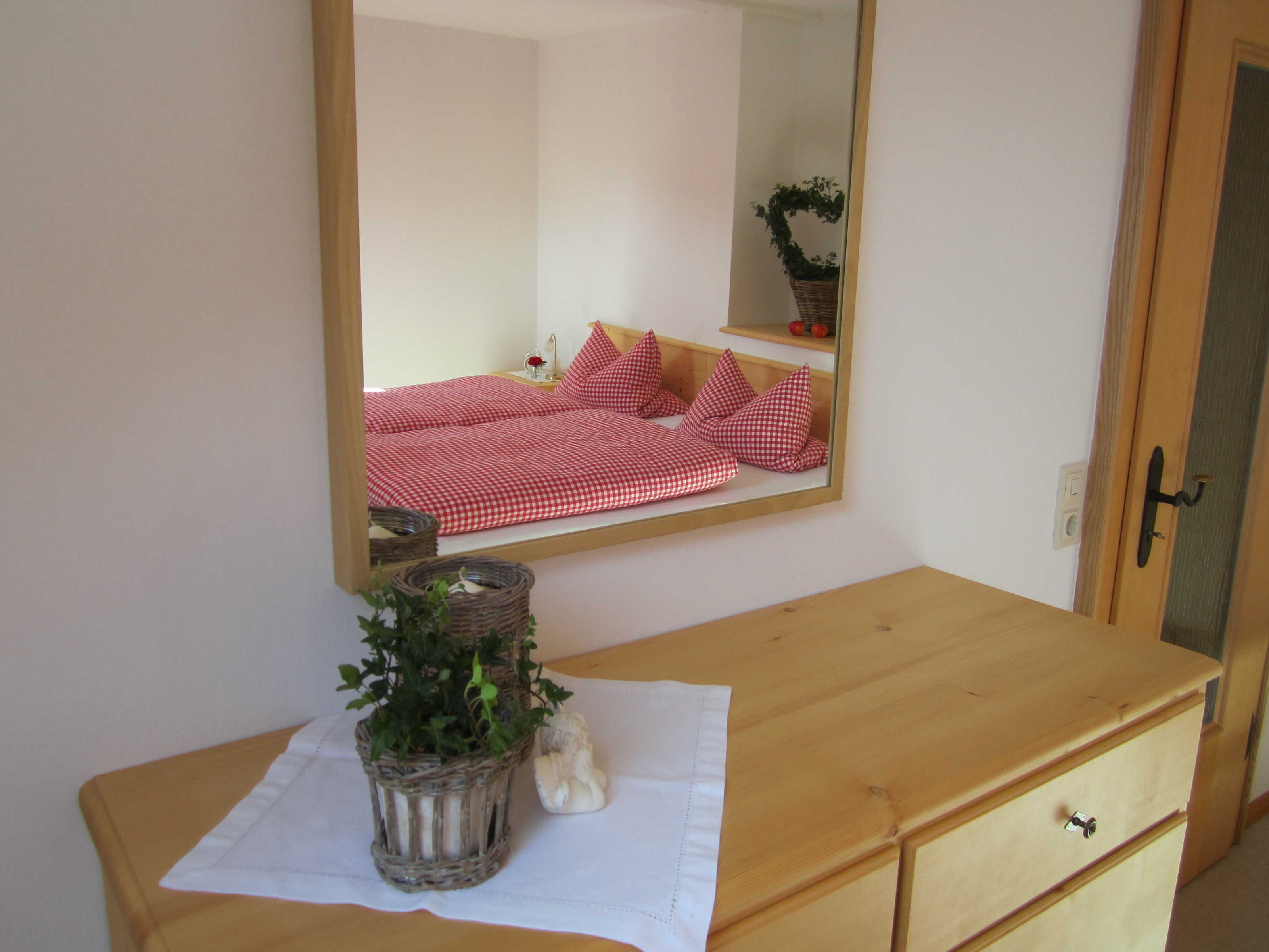 Apartment Apfelbaum (38sqm) On The 2nd Floor - Gästehaus Gartenheim Fam. Schäffler - Tegernsee