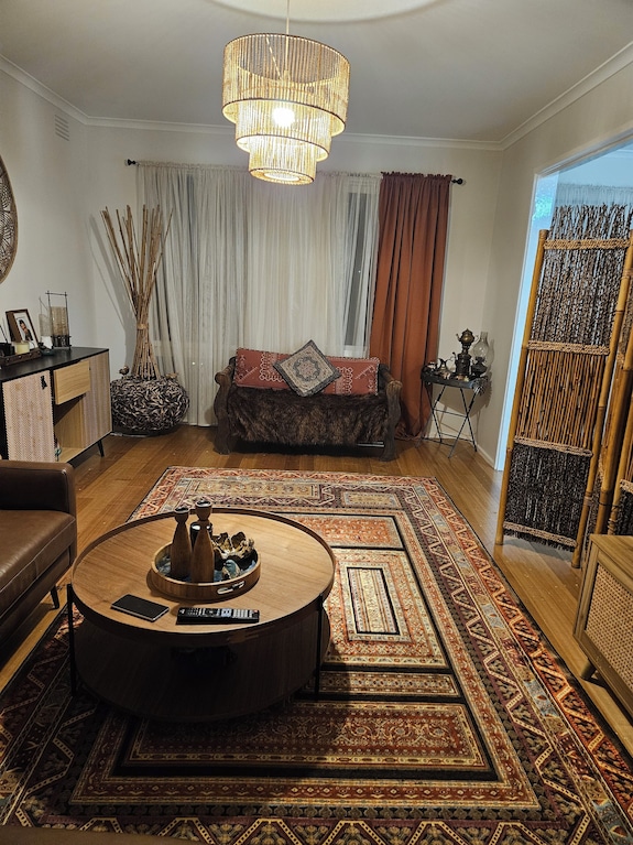 Cozy Escape - Sunbury