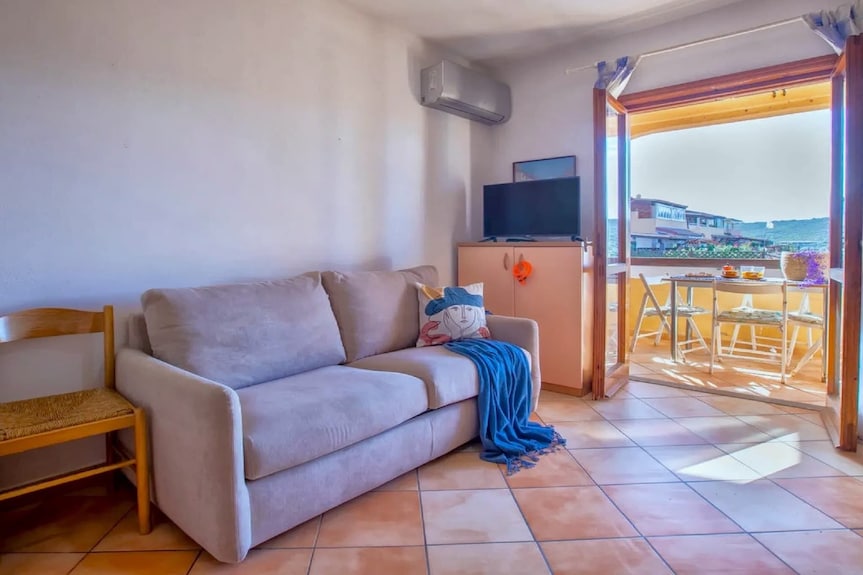 Apartment In Marinella For 2 People - Golfo Aranci