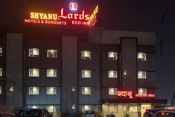 Shyanu Lords Eco Inn Airoli-near Mindspace - Thane