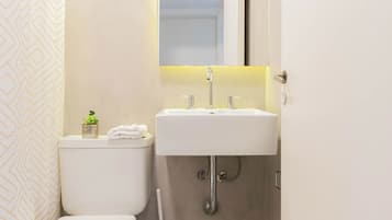 Apartamento, 3 quartos | Casa de banho
