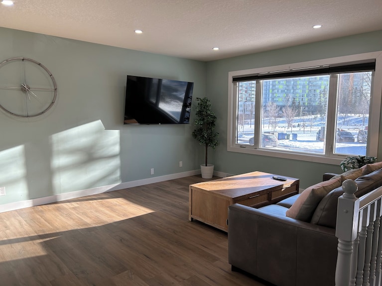 Stampede City Serenity 7br/5bth - 알버타