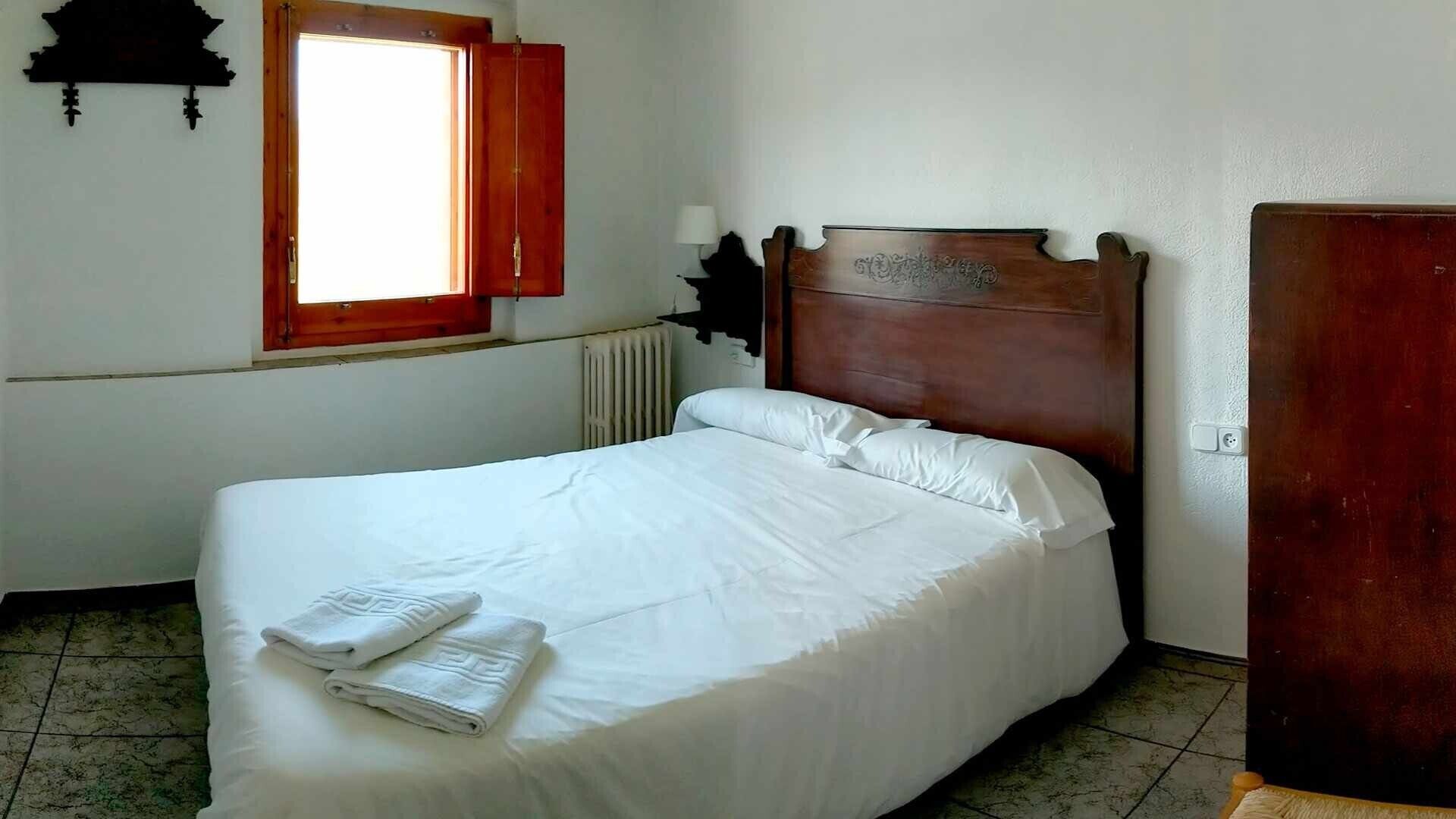 Appartement 'Mas El Carrer - Blanc' Avec Piscine Partagée, Jardin Partagé Et Wi-fi - Santa Pau