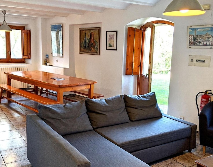 Country House 'Mas El Carrer - Baixos' With Mountain View, Shared Pool And Wi-fi - Besalú