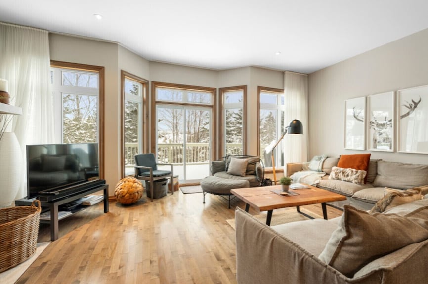 Spacious 3-story Golfside Townhouse With Pool Access Aiglon 1614 - Mont-Tremblant