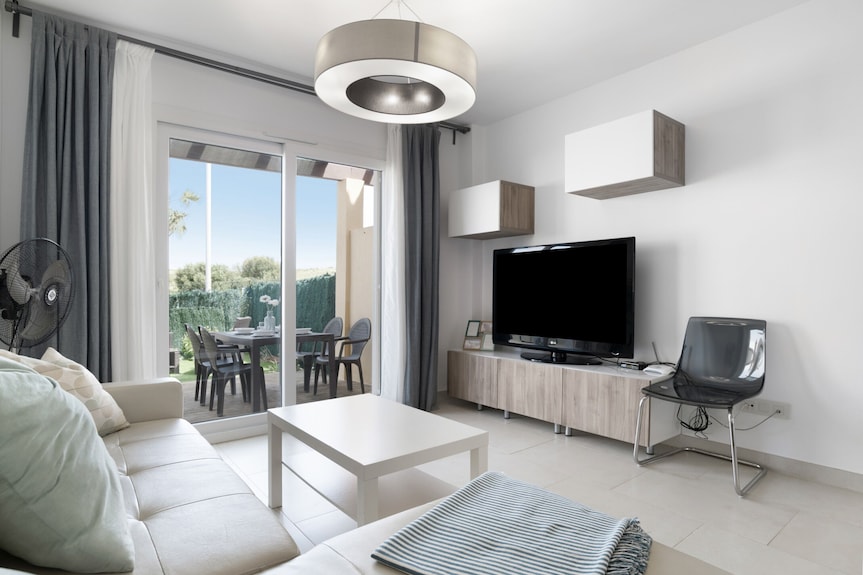 Casa Vacanze 'Bonita' Con Vista Mare, Piscina Condivisa E Wi-fi - Zahara de los Atunes