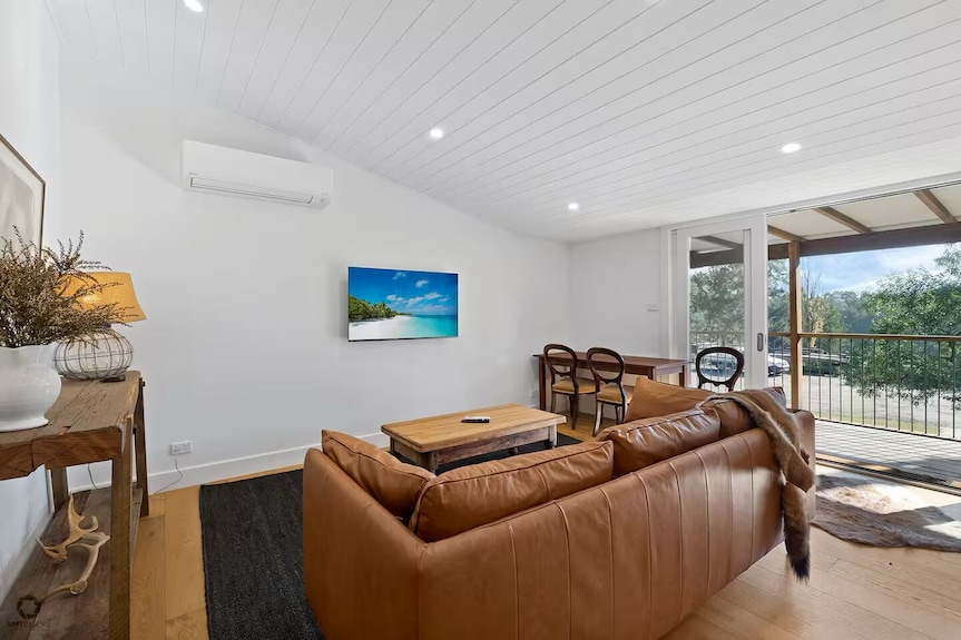 Stunning Modern Accommodation On Prestige Rural Property - ブルー山脈