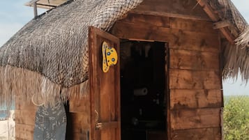 Cabana clássica, vista para o mar | 1 quarto, Wi-Fi de cortesia