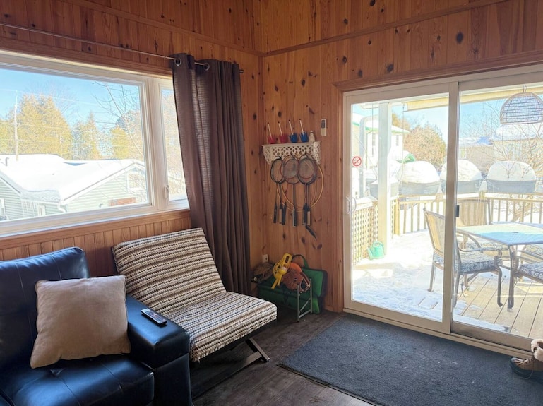 Spacious 4 Season Cottage By Balsam Lake - Kawartha Lakes