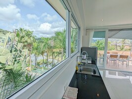 Penthouse, vista para o mar | Minibar, Wi-fi grátis