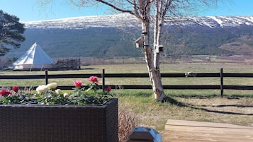 Tenda Deluxe, pátio, vista para a montanha | Vista do quarto