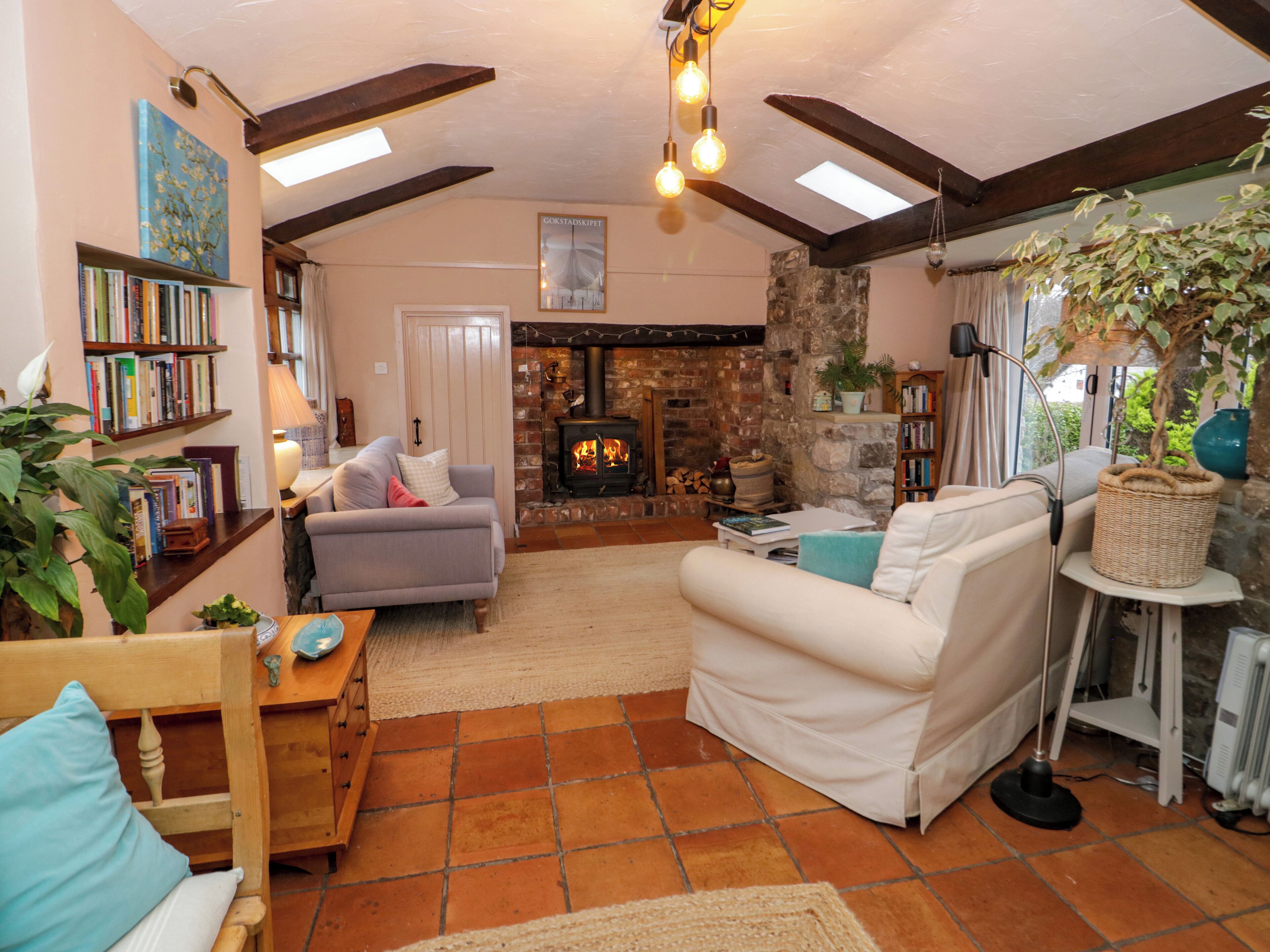 Ty Croes, Pet Friendly, With Open Fire In Bodelwyddan - Abergele