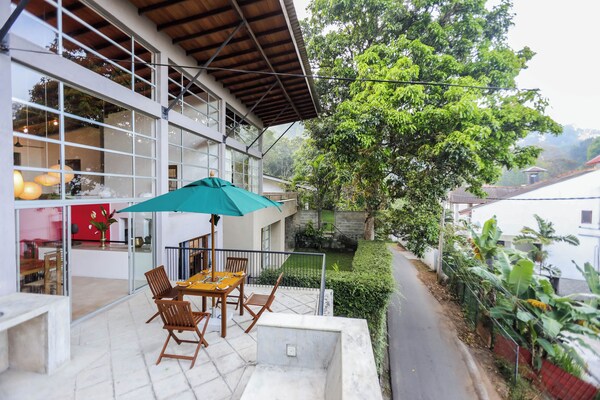 Margossa Residence Kandy - Two Bedroom Design Villa - Kandy