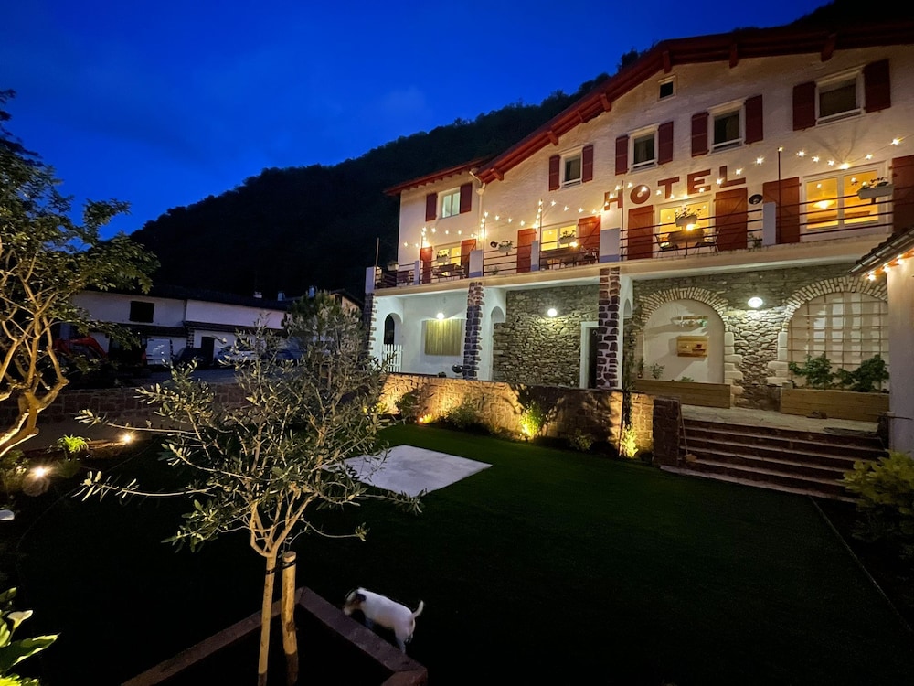 Clementenia - Pays basque français