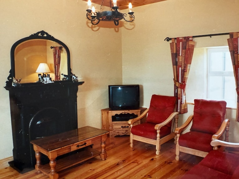 Scenic Cottage On The Shannon Estuary Way - County Limerick