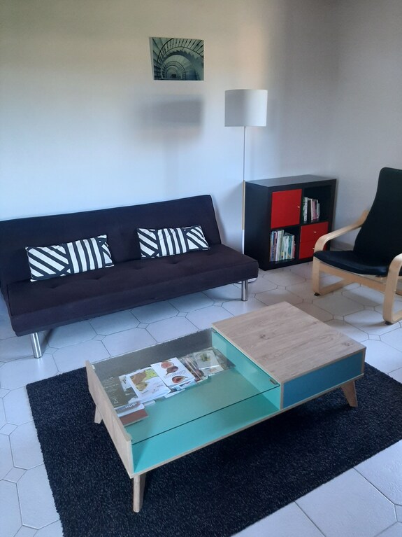 Appartement Avec Grand Jardin Et Parking, Uzès - Uzès